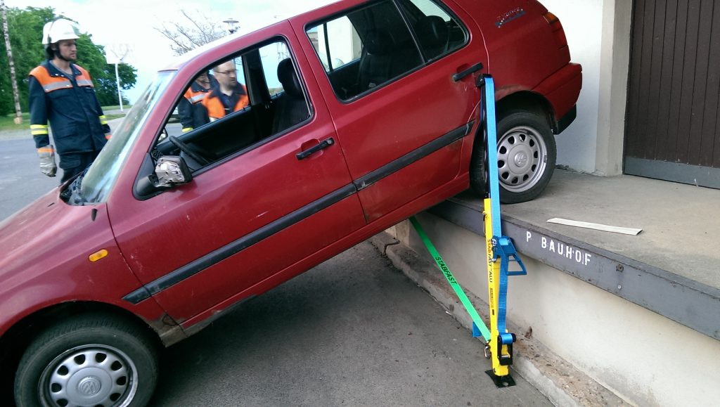 Neu bei uns: Das "Stab-Fast" System - Freiwillige Feuerwehr Hausen